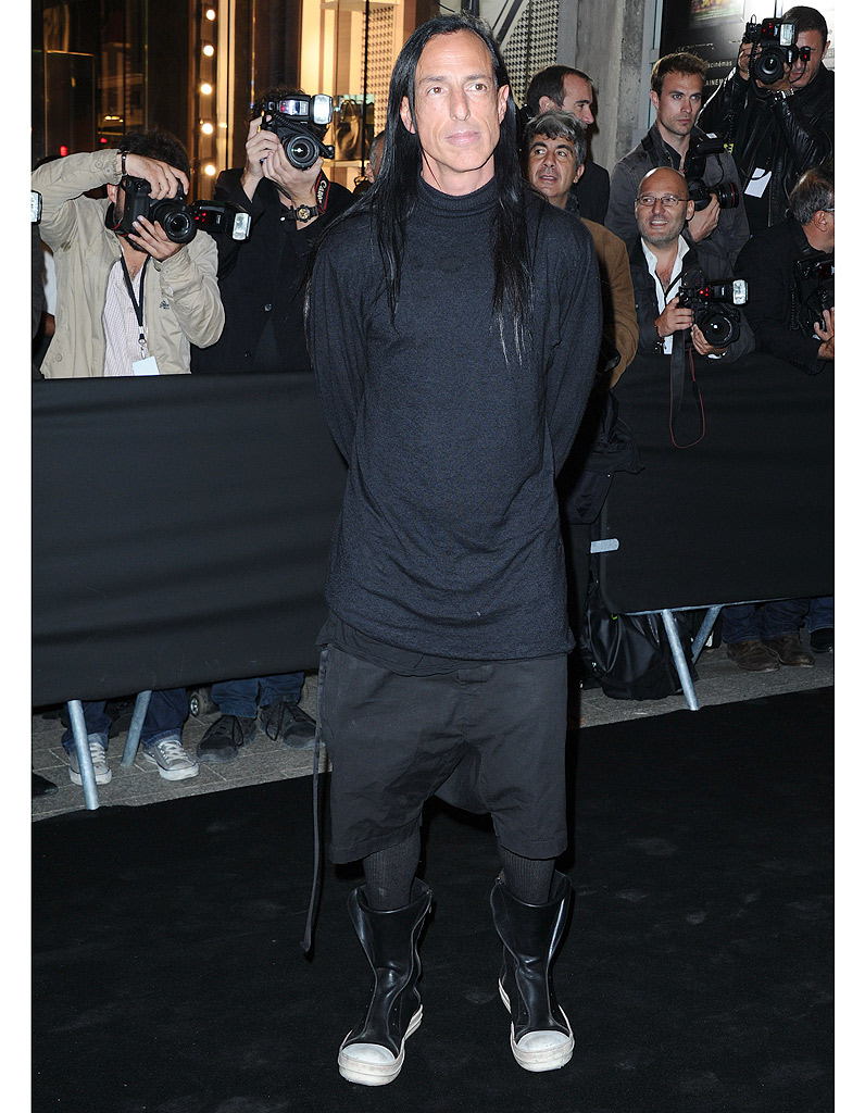 Rick Owens - Réunion de stars à l'avant-première chic de « Mademoiselle ...
